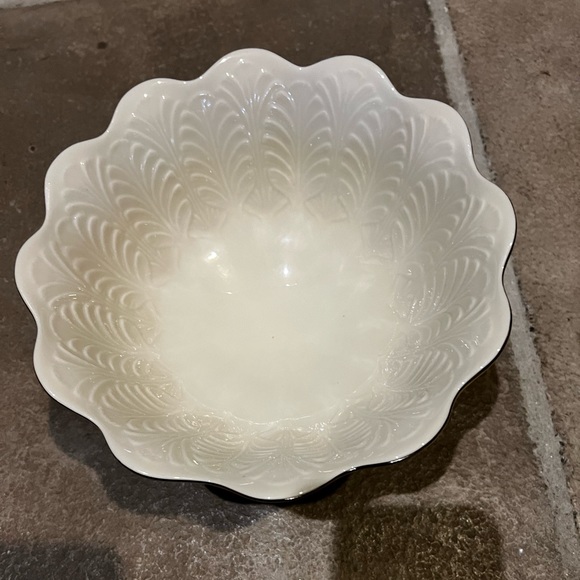 Lenox | Dining | Lenox Greenfield Centerpiece Footed Bowl Leaf Design ...